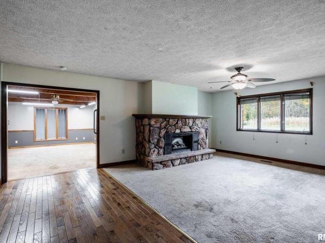 1718 russell road