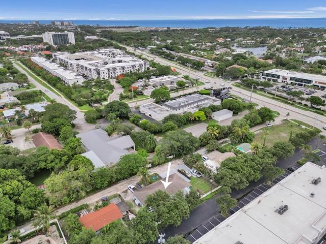 1718 Ridge Rd, North Palm Beach, FL 33408