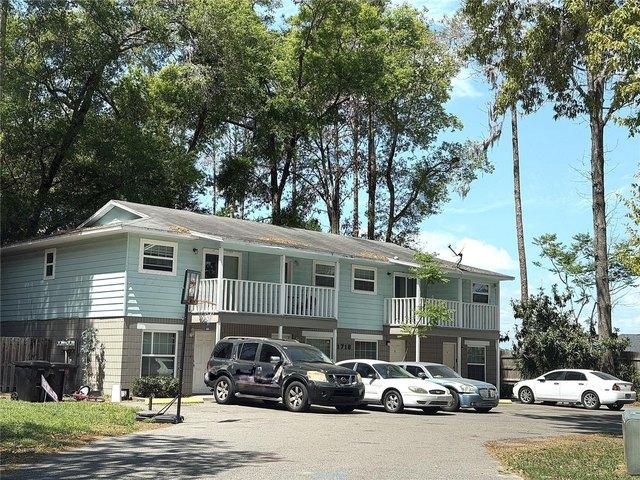 1718 SW 69th Ter, Gainesville, FL 32607