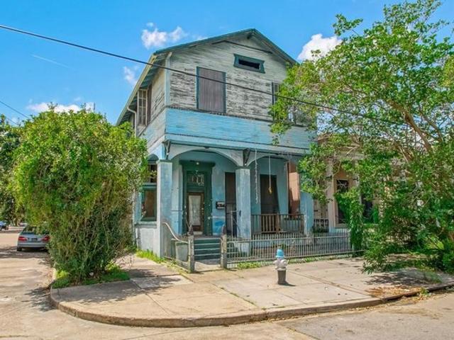 1718 Saint Andrew St, New Orleans, LA 70113
