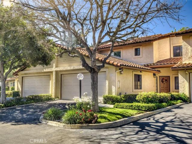 1718 Tecalote Dr, Unit 26, Fallbrook, CA 92028 | MLS #IV26072 | Compass