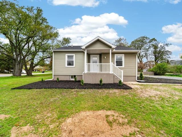 1718 W 56th St, Erie, PA 16509