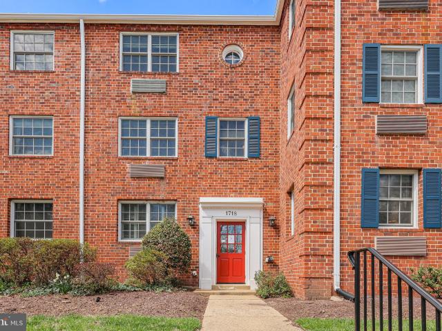 1718 W Abingdon Dr, Unit 103, Alexandria, VA 22314 | MLS #VAAX2055