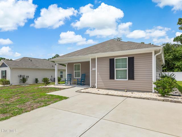 1718 Whispering Pine Street SW
