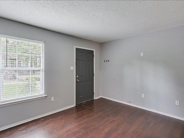 1718 1720 Hazel Street 2 Bedroom Apartment for Rent at 1718 Hazel St, Jackson, MS 39202