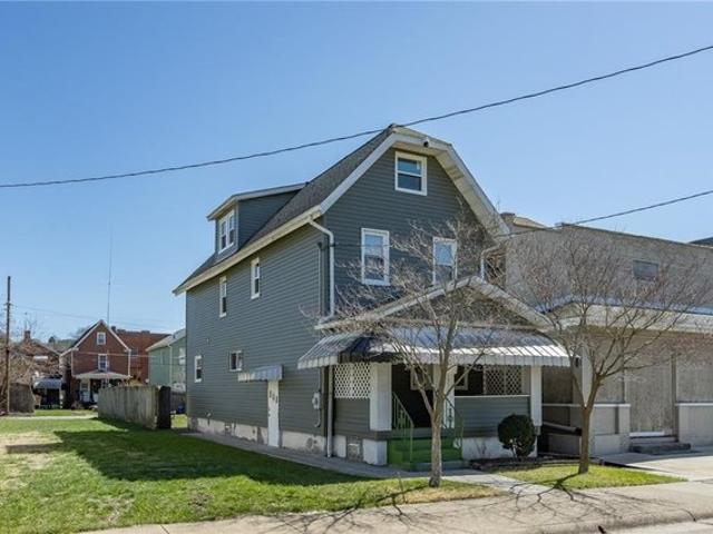 1718 3rd Ave, New Kensington, PA 15068