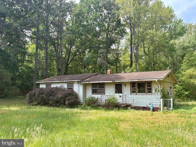17194 New Baltimore Rd, Milford, VA 22514