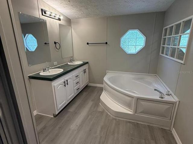 17199 SE 97th Ter, Summerfield, FL 34491 | MLS #O6400