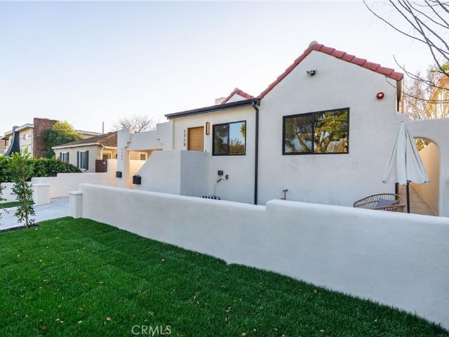 1719 Landis St, Burbank, CA 91504 | MLS #SR26029 | Compass