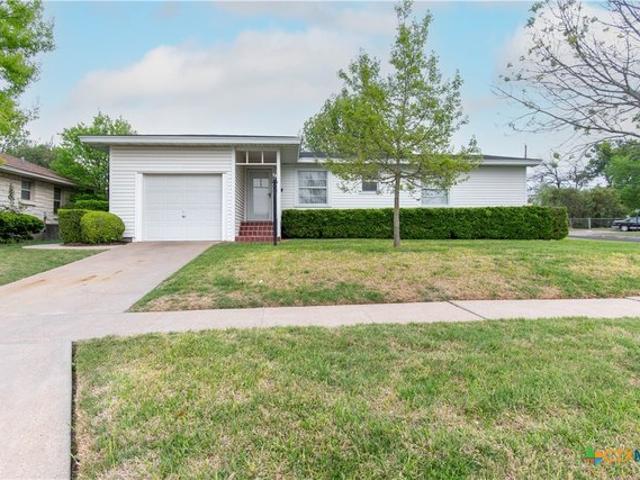 1719 S 39th St, Temple, TX 76504