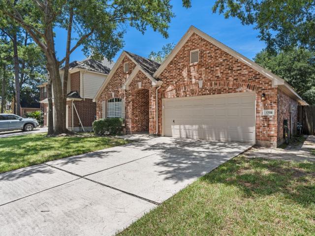 1719 Sandy Trail Court