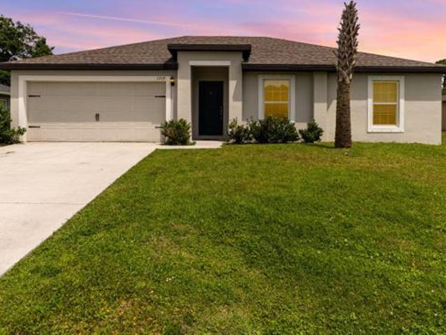 1719 Wilkig Ave SE, Palm Bay, FL 32909