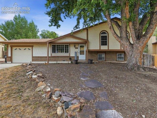 1719 Wooten Rd, Colorado Springs, CO 80915