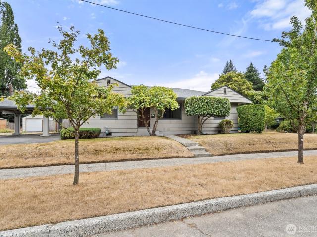 1719 8th Avenue SW