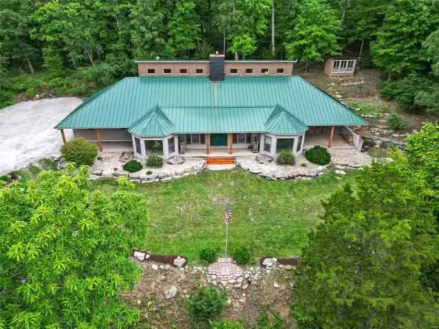 17102 DEER MOUNTAIN RD, MARTHASVILLE, MO 63357 Single Family R.