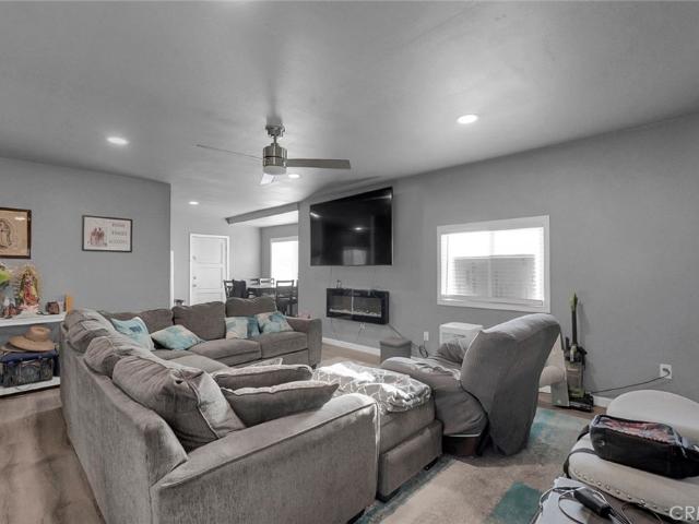 17107 Avenue 24