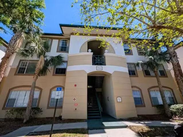 17104 Carrington Park Dr #518, Tampa, FL 33647 MLS TB8367550
