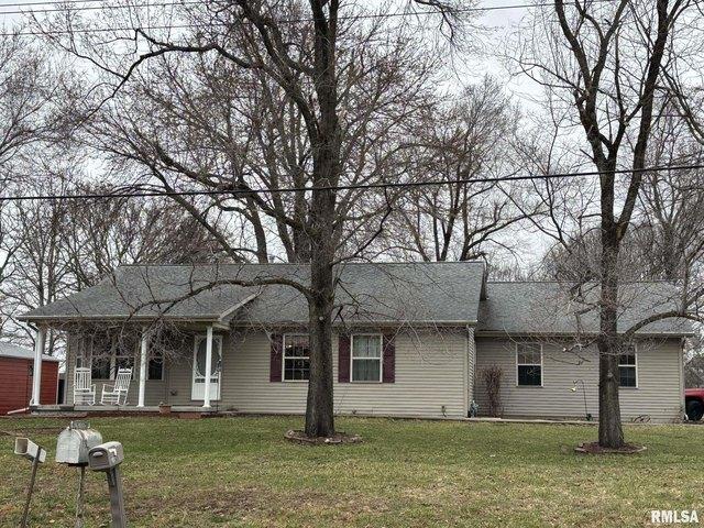 17106 Newmansville Ave, Petersburg, IL 62675