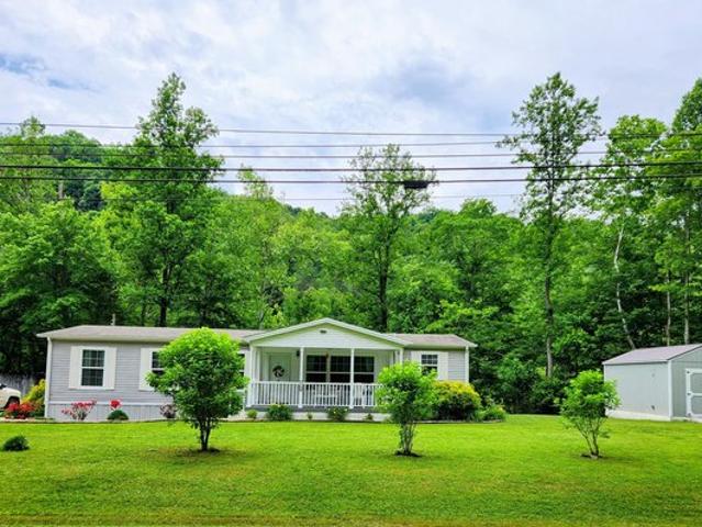 17108 KY 28, Buckhorn, KY 41721