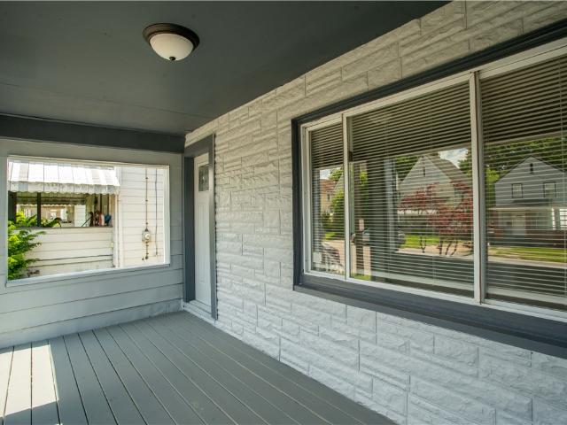 1710 Main St