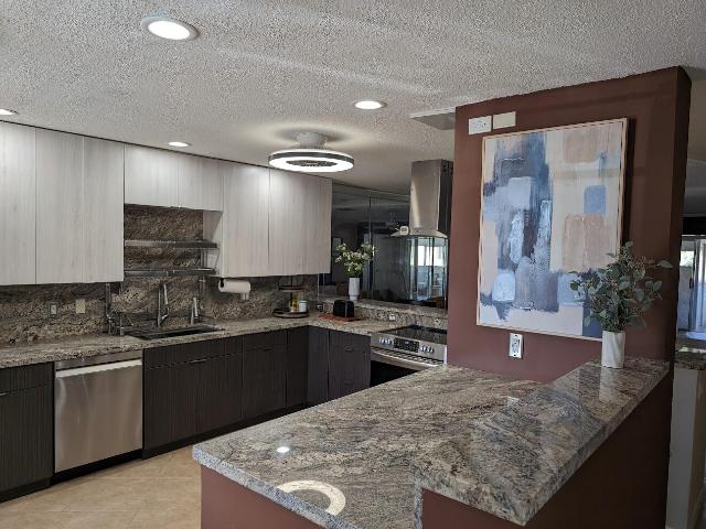 1710 NW 18th Ave, Unit 204, Delray Beach, FL 33445 | MLS #B26010