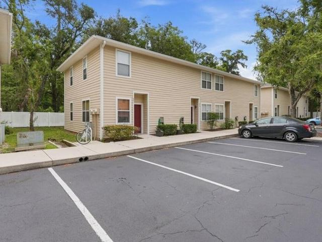 1710 NW 7th St Apt 604, Gainesville, FL 32609