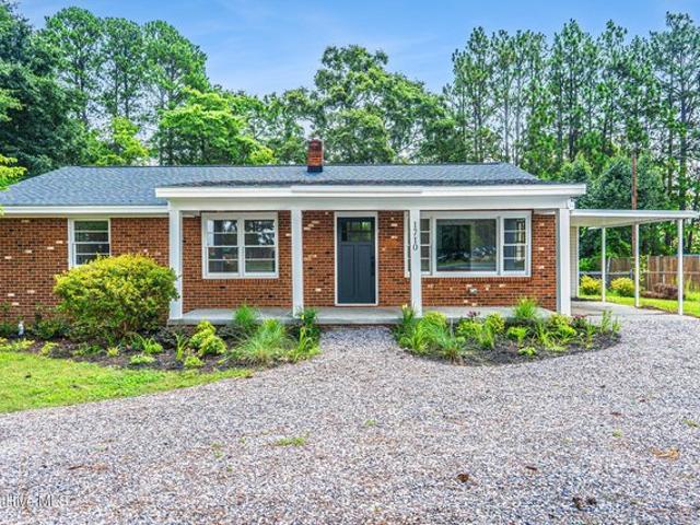 1710 N Poplar St, Aberdeen, NC 28315