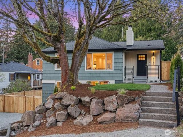 1710 NE 104th St, Seattle, WA 98125