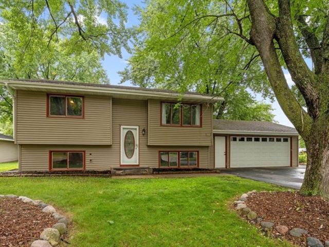 1710 Eugene St, White Bear Lake, MN 55110