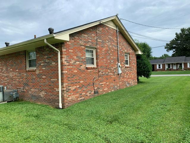 1710 Keenland Dr