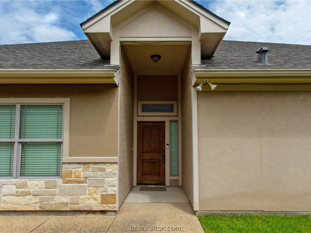 1710 Lonetree