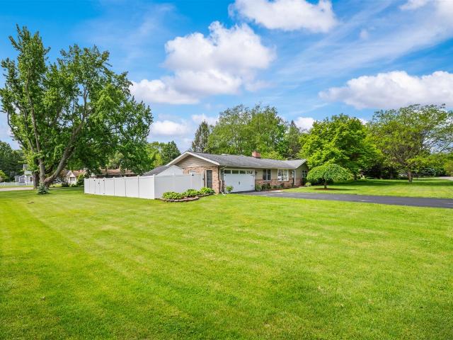 1710 Redwood Drive