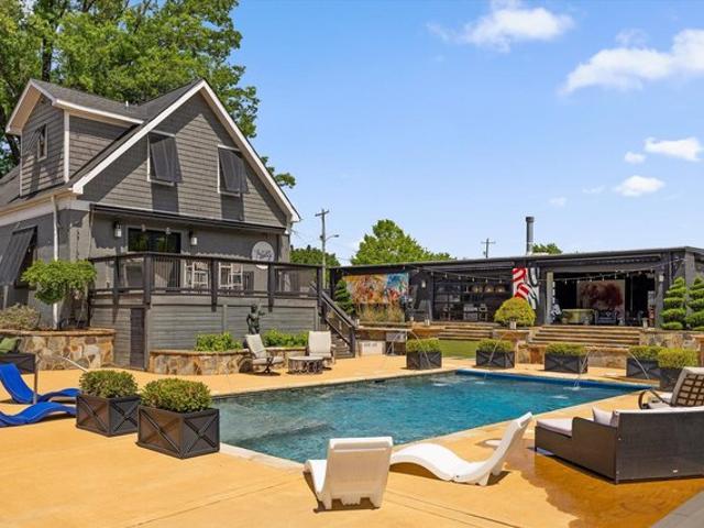 1710 S Holtzclaw Ave, Chattanooga, TN 37404
