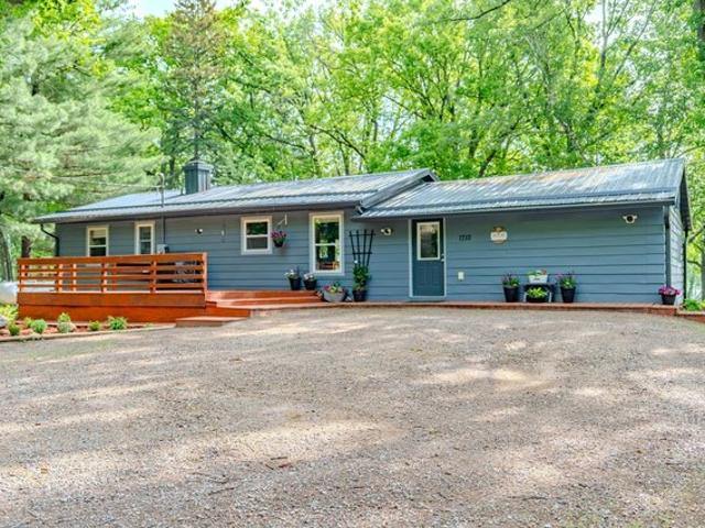 1710 W River Rd, Little Falls, MN 56345