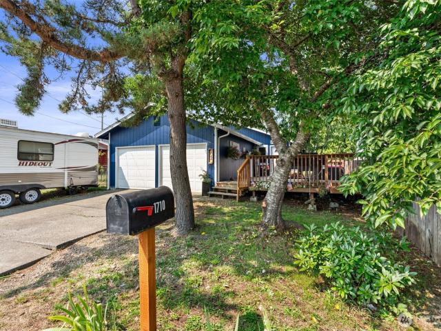 1710 W Young Street