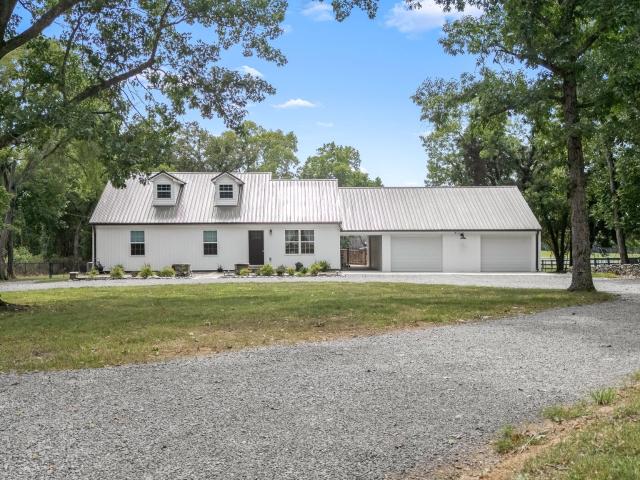 1710 Wartrace Pike