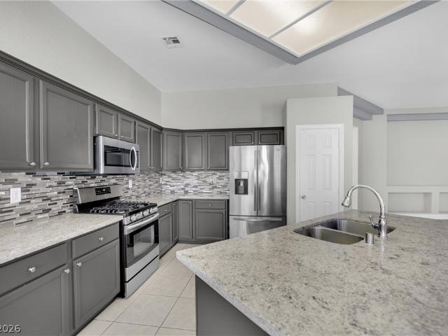 1710 Woodward Heights Way, North Las Vegas, NV 89032 | MLS #2768