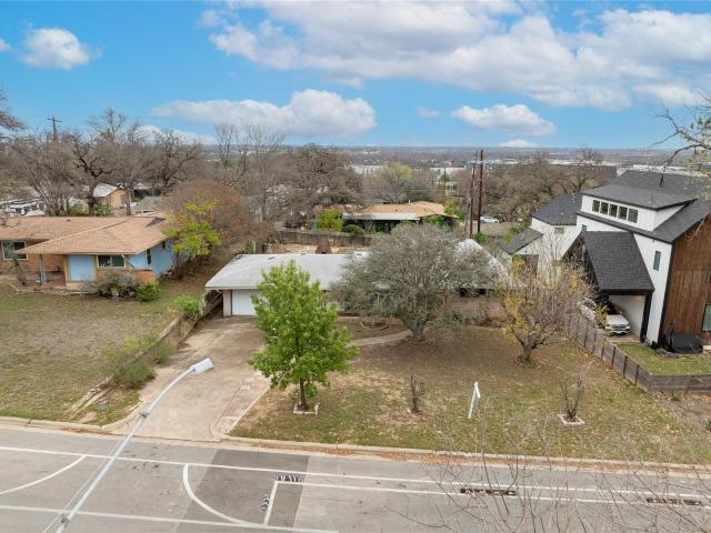1710 Woodland Ave