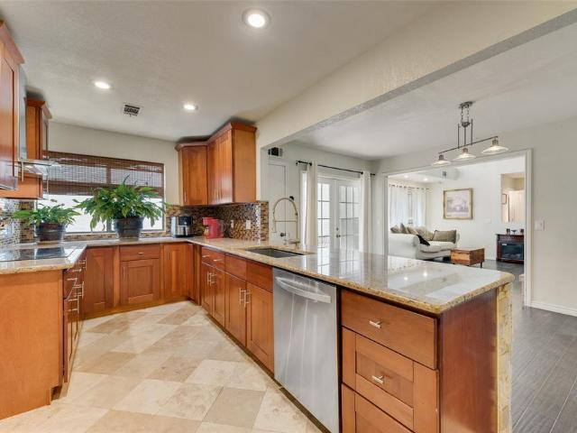 17113 Upper Bay Road