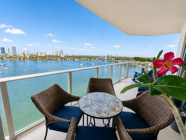 17111 Biscayne Blvd Unit 1610, North Miami Beach, FL 33160