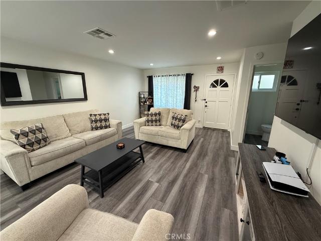 17111 Roscoe Boulevard 15