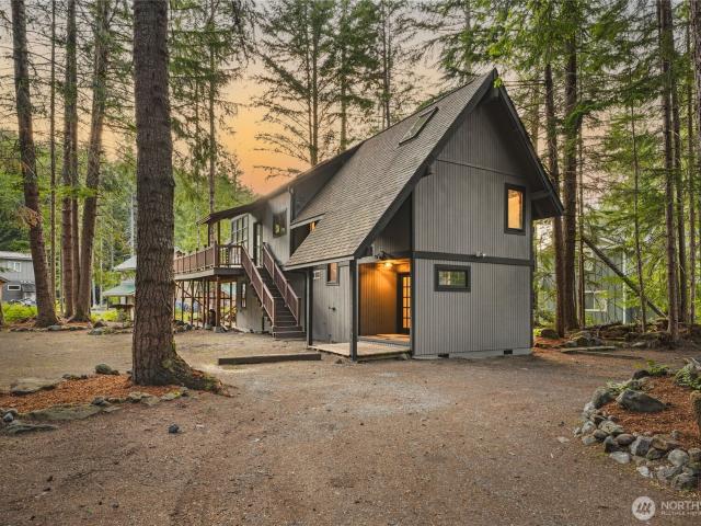 17118 Riverview Way E, Enumclaw, WA 98022 | MLS #2476 | Compass