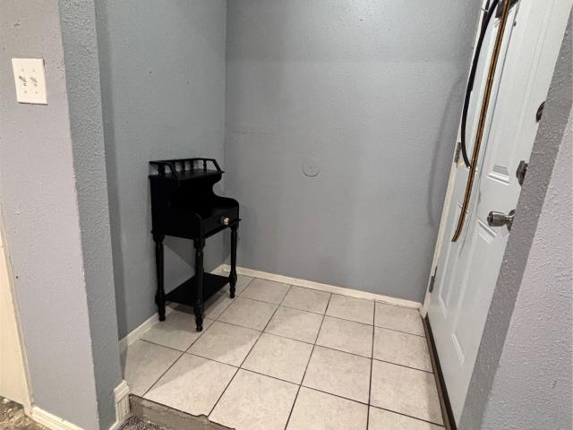 17119 Blackhawk Boulevard