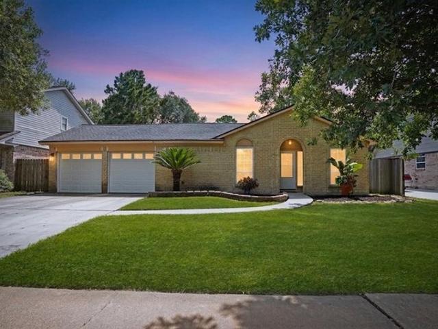 17119 Mellow Ridge Dr, Spring, TX 77379
