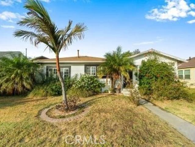 17119 Saticoy St, Van Nuys, CA 91406
