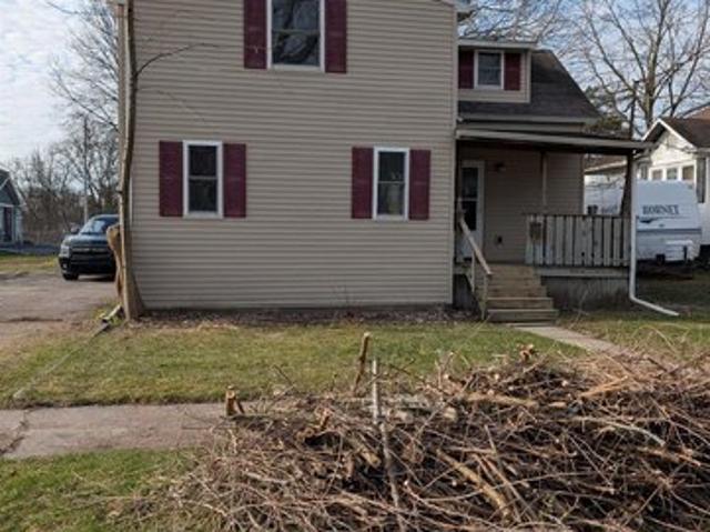 1711 Maine St, Saginaw, MI 48602