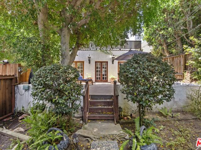 1711 N Curson Avenue