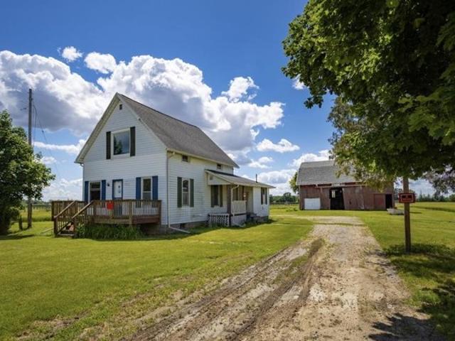 1711 N Sheridan Rd, Lennon, MI 48449