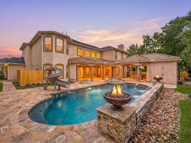 1711 Oak Shade Drive