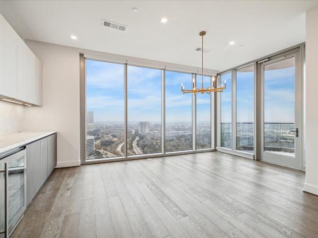 1711 Allen Parkway 2701